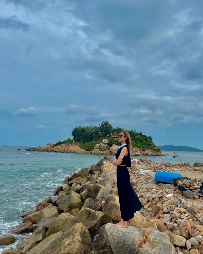 Du lịch Hòn Đỏ Nha Trang - Chốn bình yên của xứ biển xinh đẹp